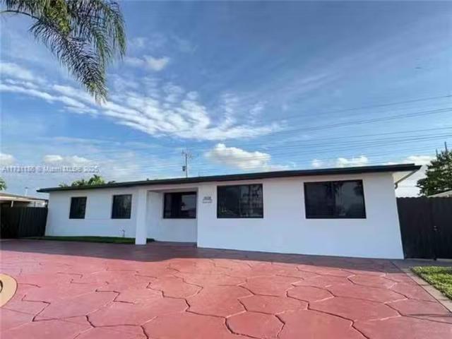 60692313 10330 Sw 35th Ter #10330