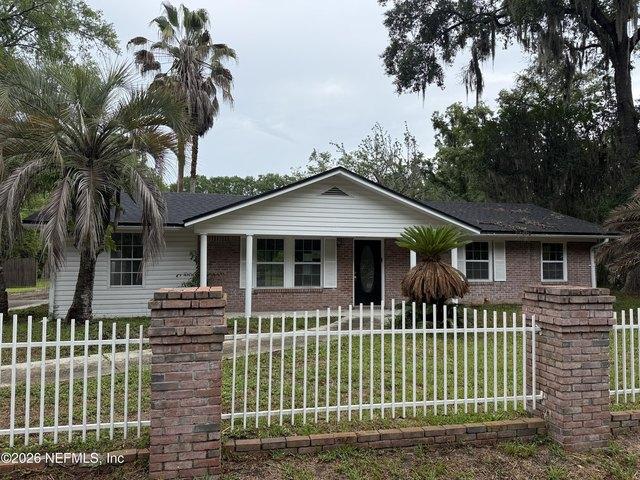 6069 Adams Rd, Macclenny, FL 32063
