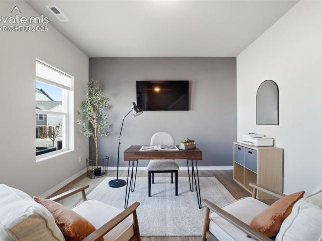 6069 Inman View
