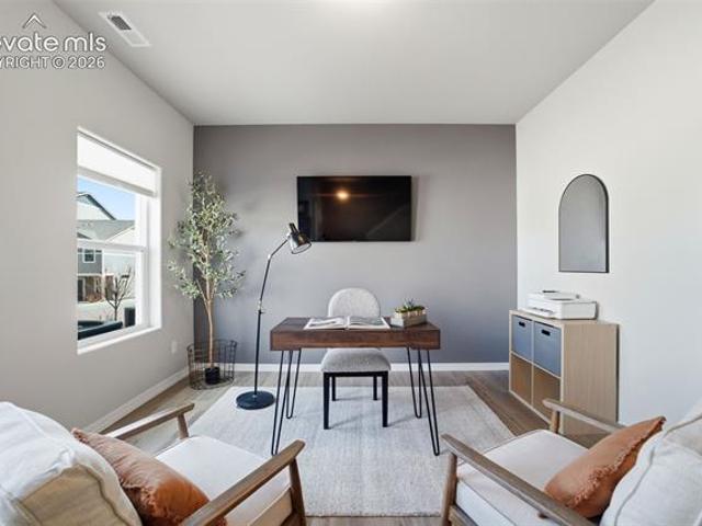 6069 Inman View