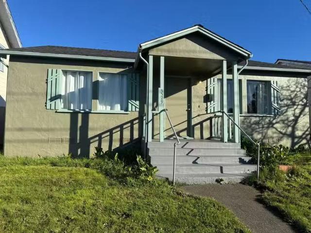 60607737 3329 Albee St