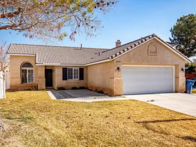 60607820 45702 Balmoral Ct