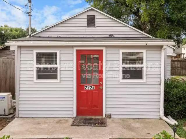 60608308 222 W Felton Ave