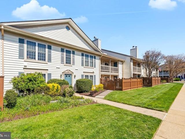 6060 B Essex House Sq, Alexandria, VA 22310