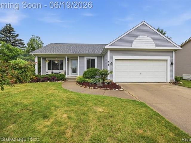 6060 Hearthside Pl, Grand Blanc, MI 48439