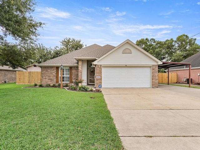 6060 Travis, Lumberton, TX 77657