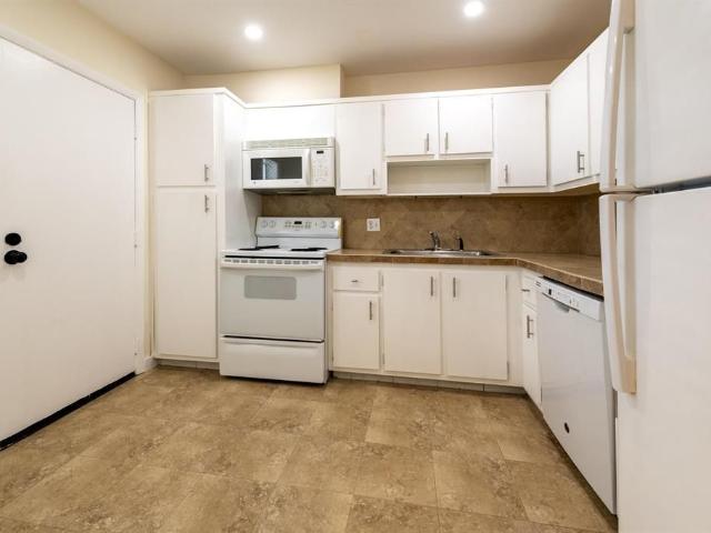 6061 N Falls Cir Drive Unit 402, Lauderhill, US, FL