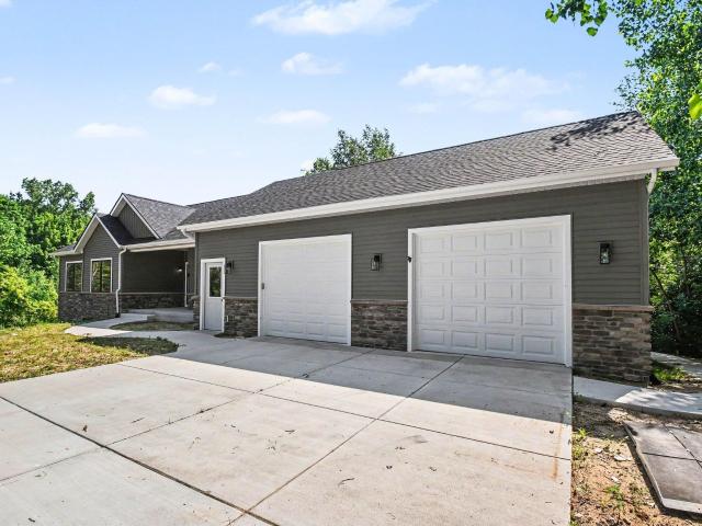 60620 Lilac Road