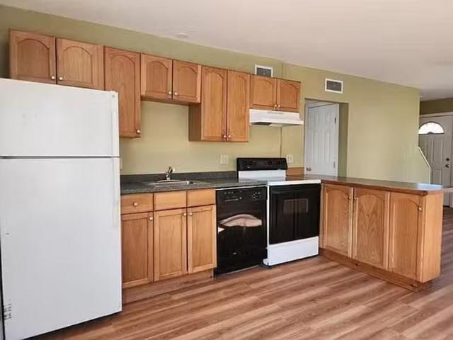 60623943 7 Ardman Dr