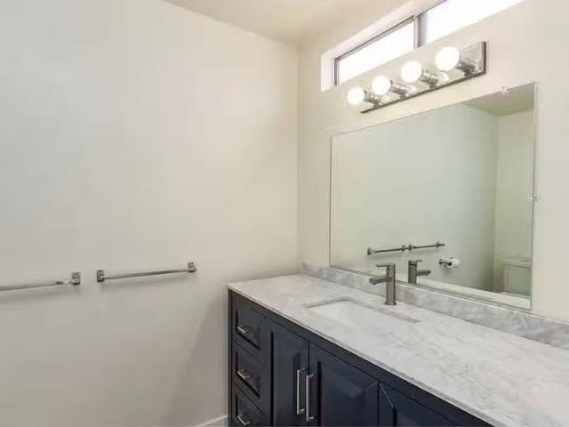 60623955 18950 Salt Lake Pl