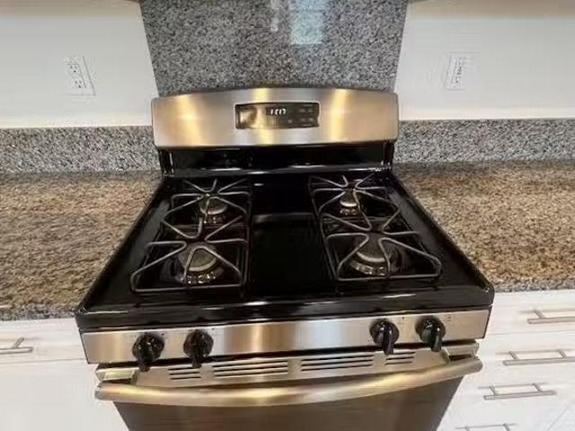 60626475 619 W Tribella Ct