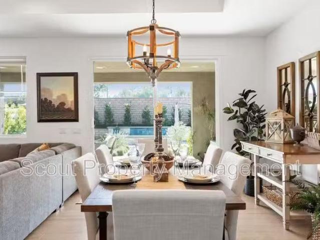 60626826 32051 Hyacinth Way