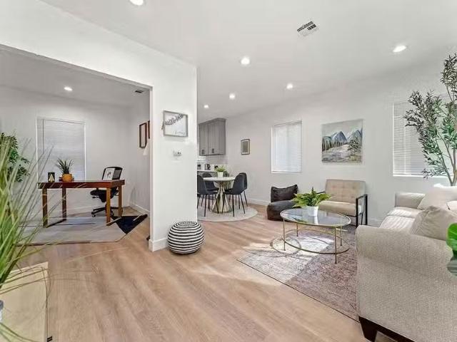 60629106 1411 W 7th St