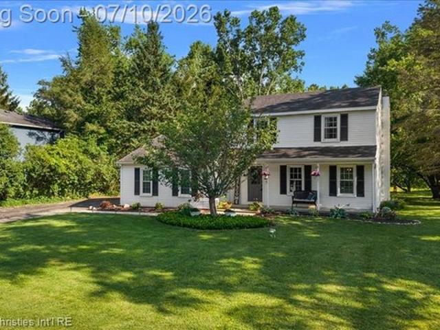 60629 Town Square St, Lyon Township, MI 48165