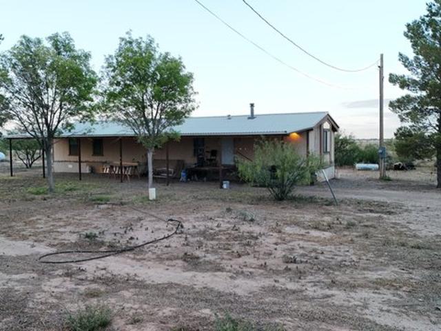 6062 N Hamilton Rd, Willcox, AZ 85643