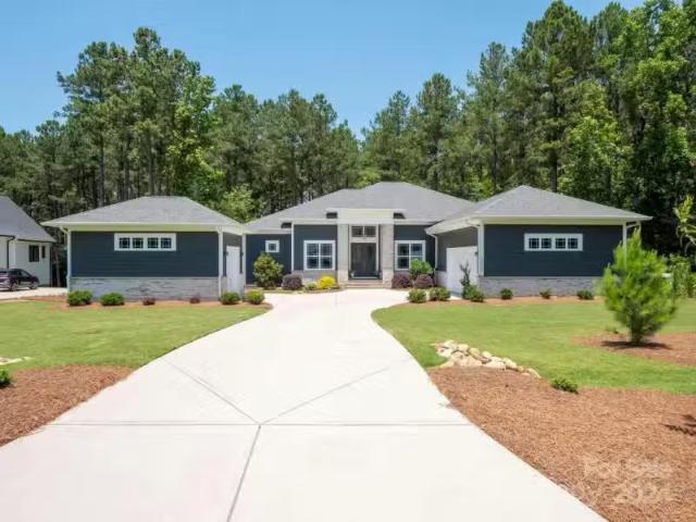 6062 CHIMNEY BLUFF RD, LANCASTER, SC 29720 Single Family Resid.