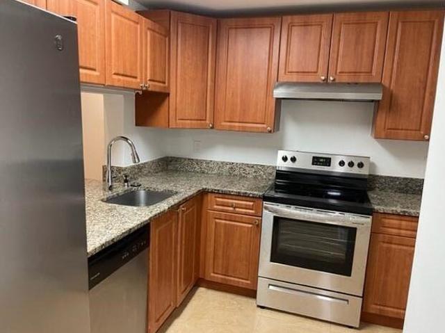 6063 10th Ave N #140 Greenacres, FL 33463