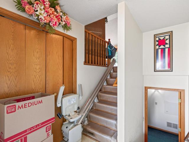 606 8th Street NW