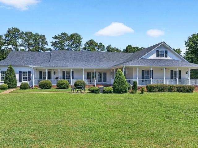 606 Country Ln, Cary, NC 27513