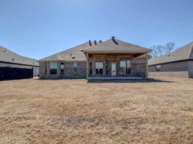606 Corondelet Lane
