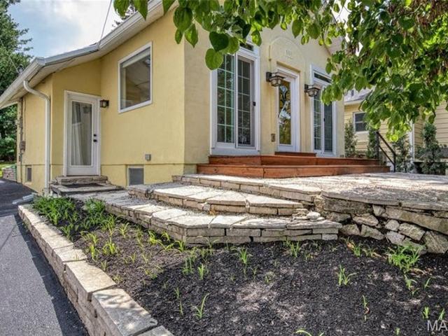 606 Cornelia Ave, Webster Groves, MO 63119