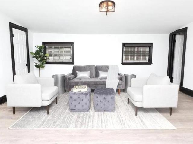 606 Cathedral Street # 1D