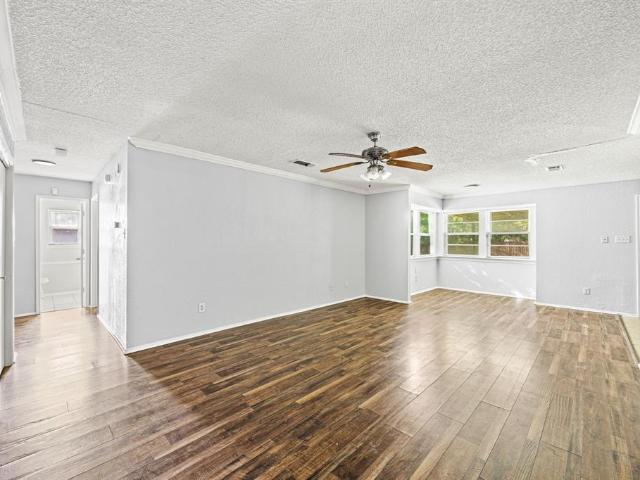 606 Circleview Drive