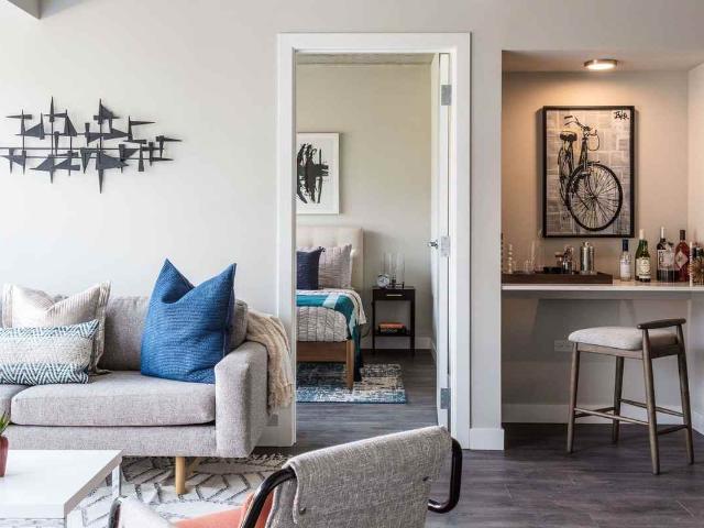 606 Blue 1 Bedroom Apartment for Rent at 1743 N Leavitt St, Chicago, IL 60647 West Town
