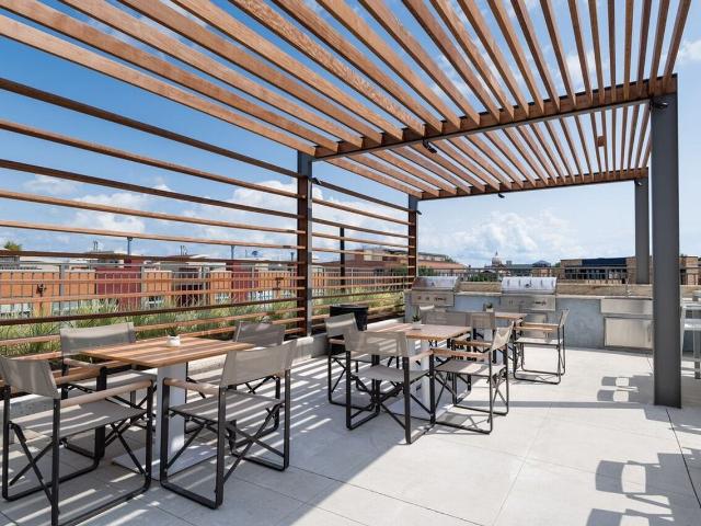 606 Blue 1 Bedroom Apartment for Rent at 1743 N Leavitt St, Chicago, IL 60647 West Town