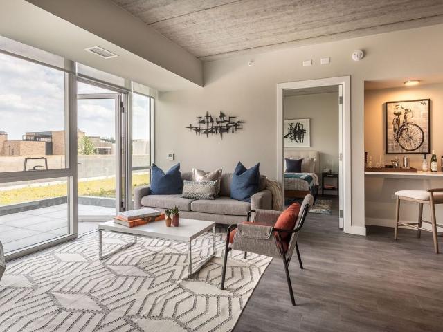 606 Blue 1 Bedroom Apartment for Rent at 1743 N Leavitt St, Chicago, IL 60647 West Town