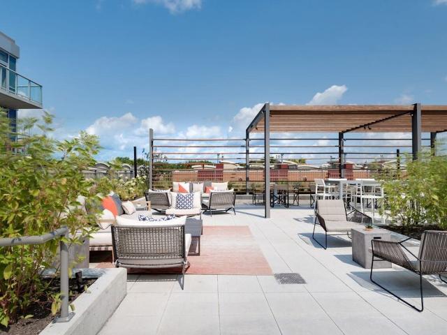 606 Blue 2 Bedroom Apartment for Rent at 1743 N Leavitt St, Chicago, IL 60647 West Town