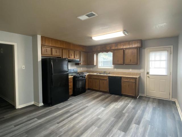 606 Brierley Drive