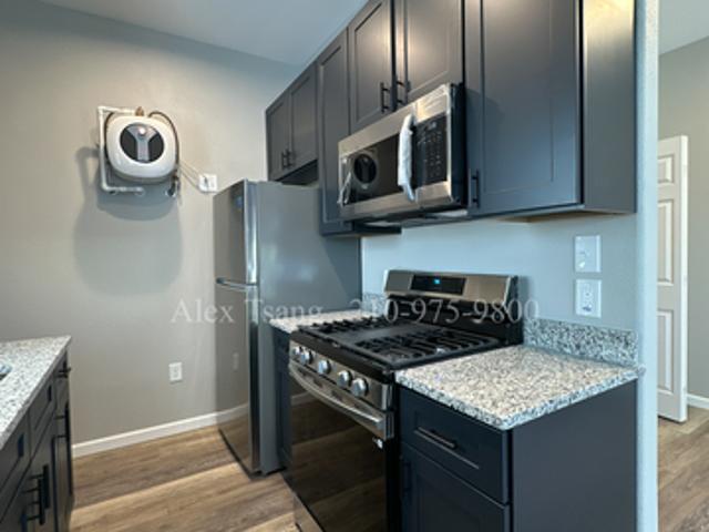 606 Brookview Dr, Unit C