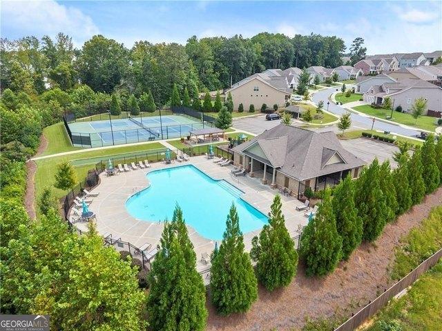 606 Greenbow Ln, Canton, GA 30115