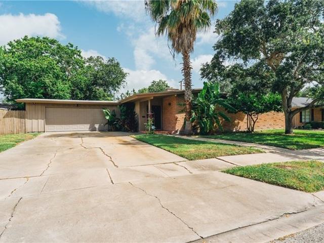 606 Dolphin Pl, Corpus Christi, TX 78411