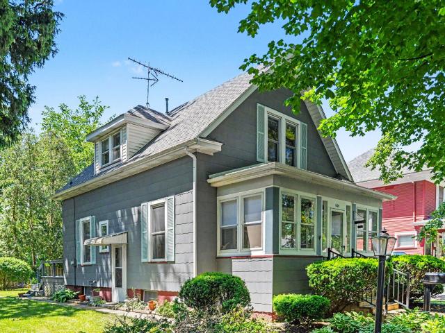 606 Division Street