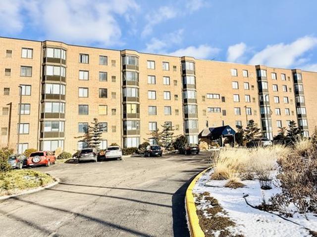 606 E Woodland Park Ave Apt 105, Chicago, IL 60616