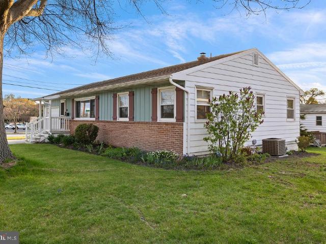 606 Fairview Avenue