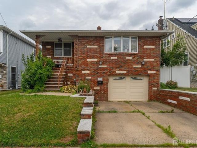 606 Knopf St, Linden, NJ 07036