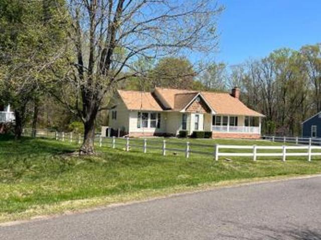 606 Halleck St, Fredericksburg, VA 22407