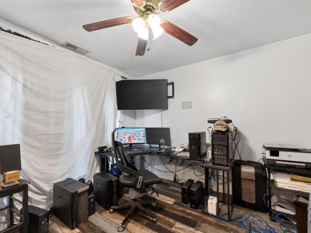 606 Oak Hill Drive