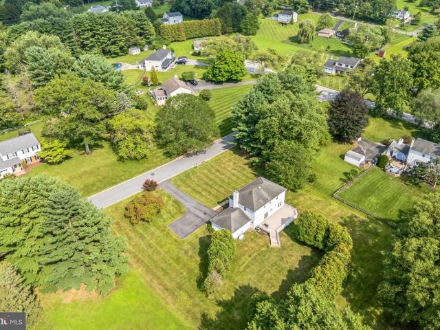 606 Londonderry Drive