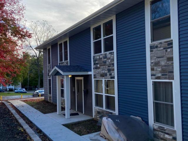606 Monroe Street #1 4