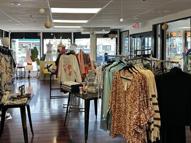 606 Main St # C
