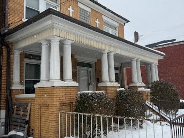 606 Maple Ave, Johnstown, PA 15901 | MLS #PACA2000