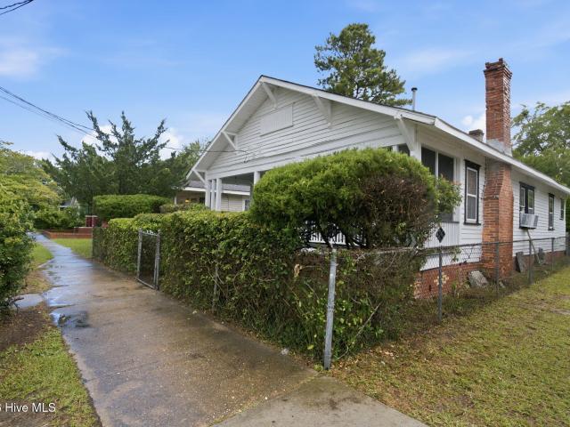 606 Meares Street