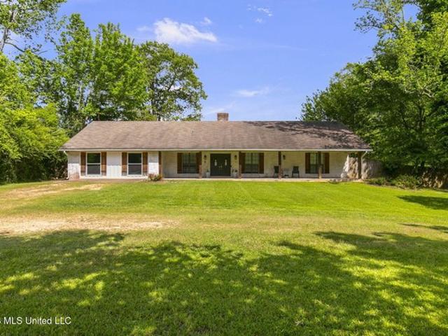 606 MS 13, Brandon, MS 39042