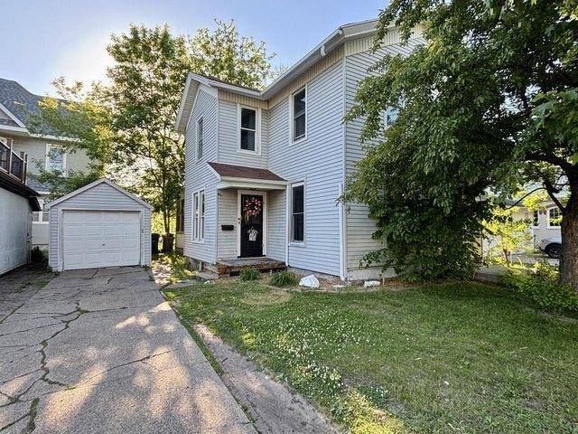 606 N 6th St, Wausau, WI 54403