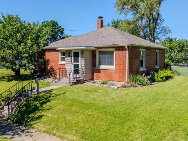606 N Wayne St, North Manchester, IN 46962