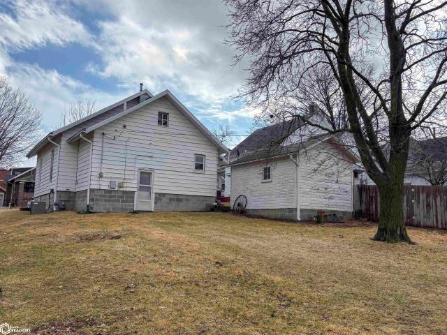 606 N Elm Street
